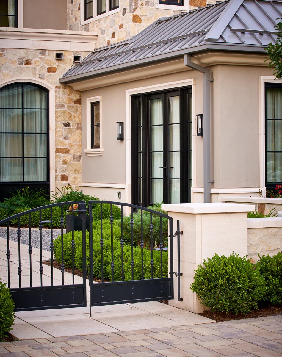 Manoir Moderne | Lifescape Colorado